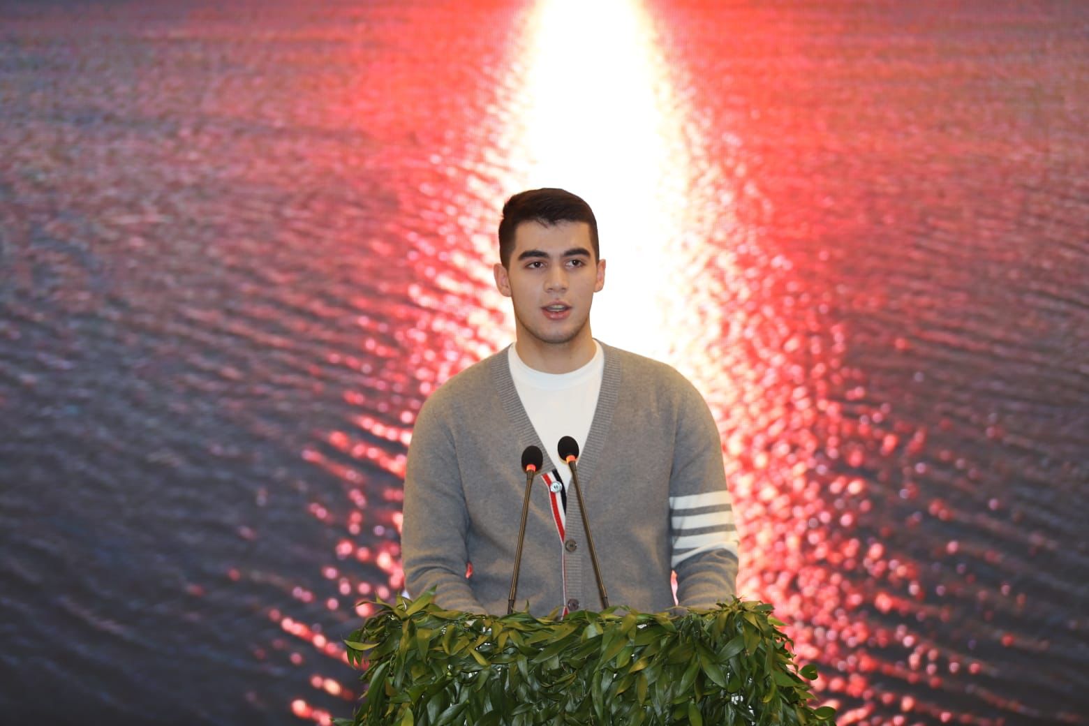 Ushaqlarimiza Oyredek